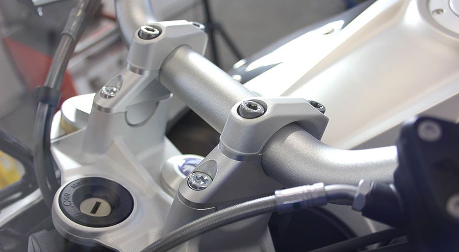 Handlebar Risers with Offset for BMW R 1250 R | Motorcycle Accessory Hornig