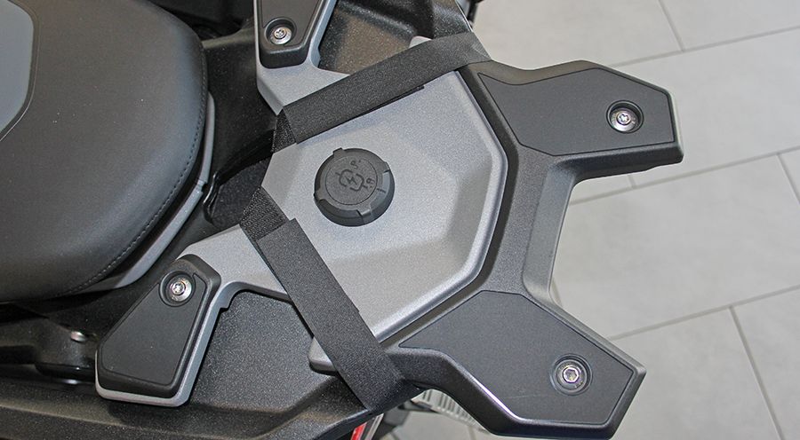 Auxiliary bag below the luggage rack for BMW R1300GS | Motorcycle ...