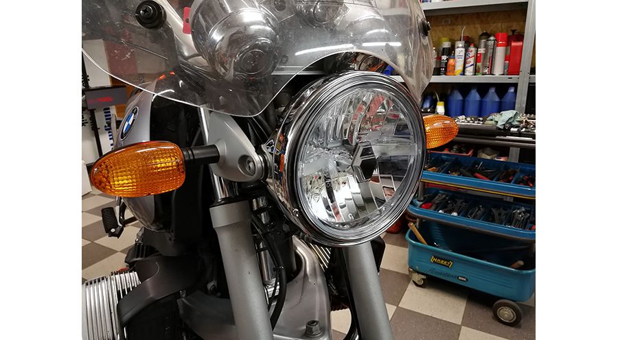 LED headlights for BMW R850R & R1150R | Motorcycle Accessory Hornig
